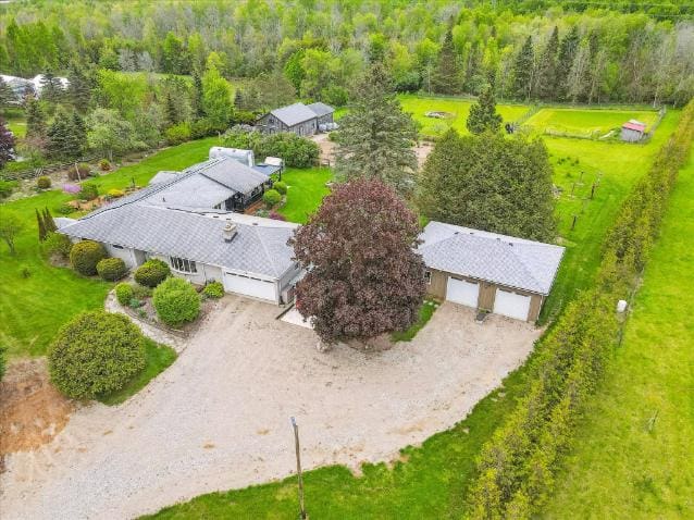 5814 2nd Line E, Ariss Ontario | Listed by Capstone REPS